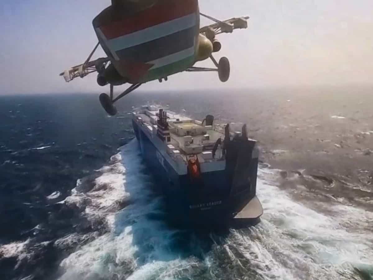 US Military Thwarts Houthi Boat Attack in Red Sea, Protecting Container ...