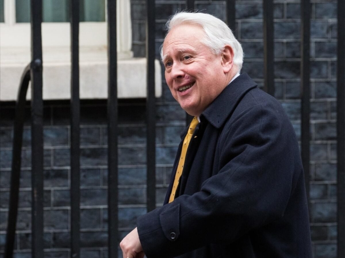 Sir Bob Neill: Former Tory minister to stand down at next general ...